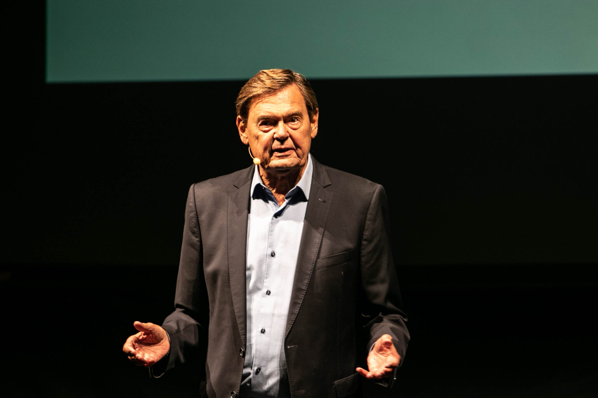 Underholdende eftermiddag med Ulf Pilgaard | SønderborgNYT