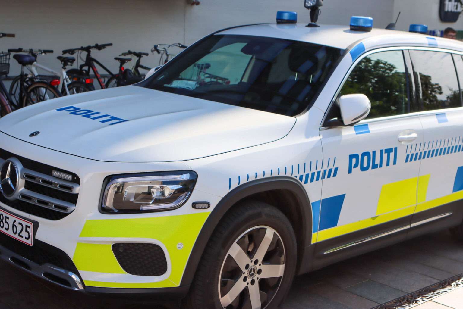 20-årig uden kørekort bragede op bag bil i kryds | SønderborgNYT